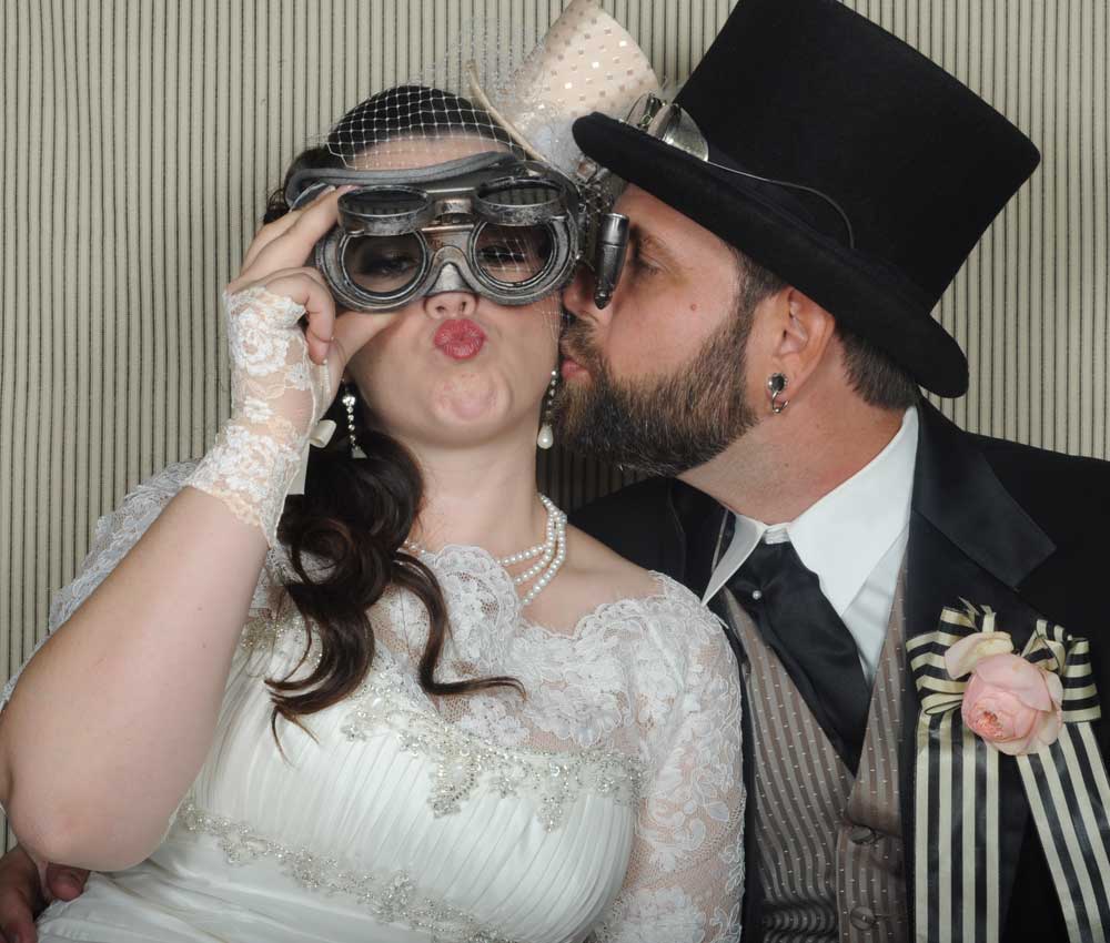 Homepage - Vintagephotoboothrentals